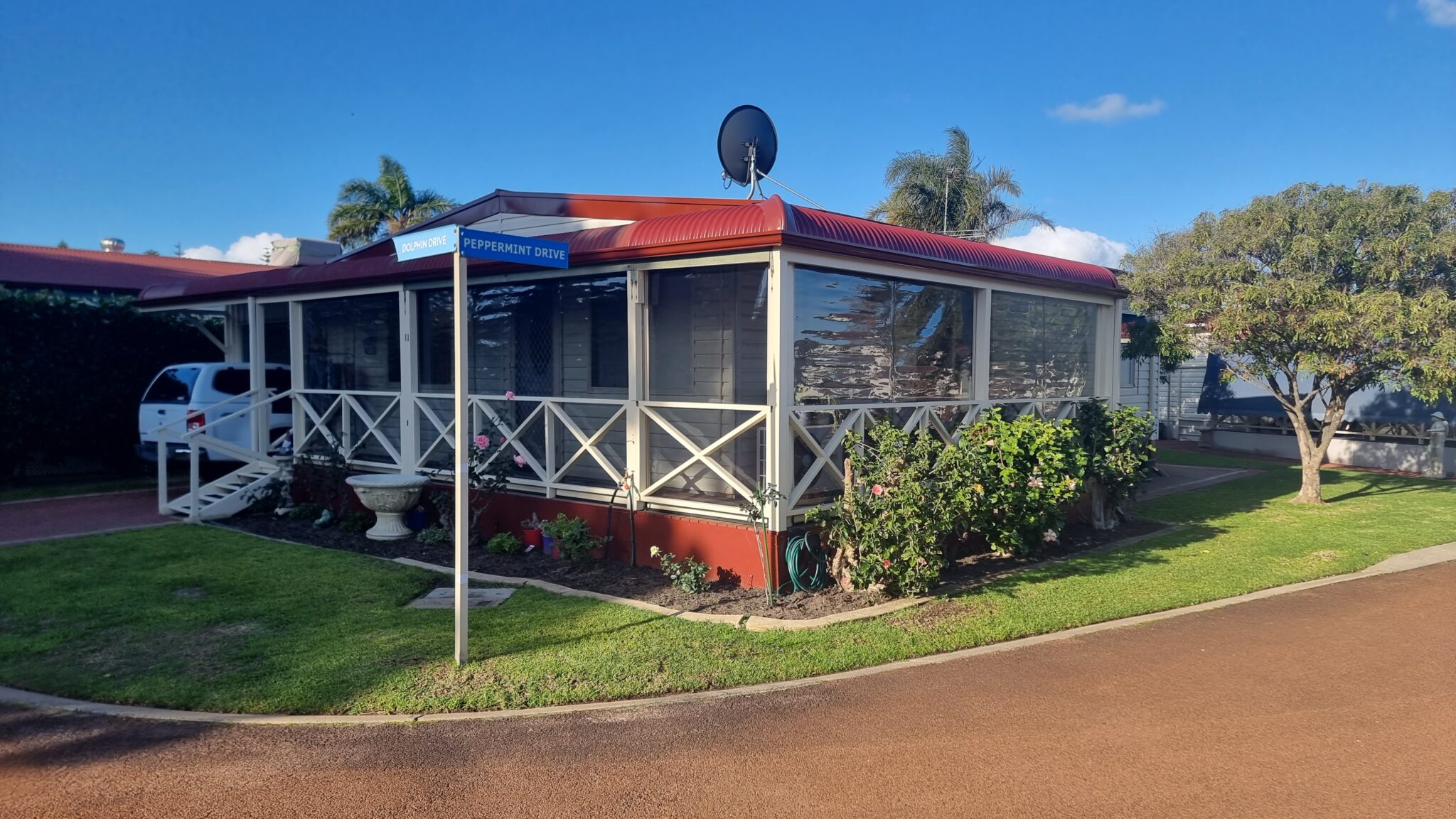 Bunbury | Ziptrak® PVC Café Blind Installation