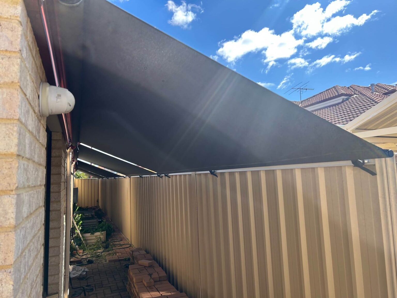 Canning Vale | Roof to Fence Blinds Perfect Solution