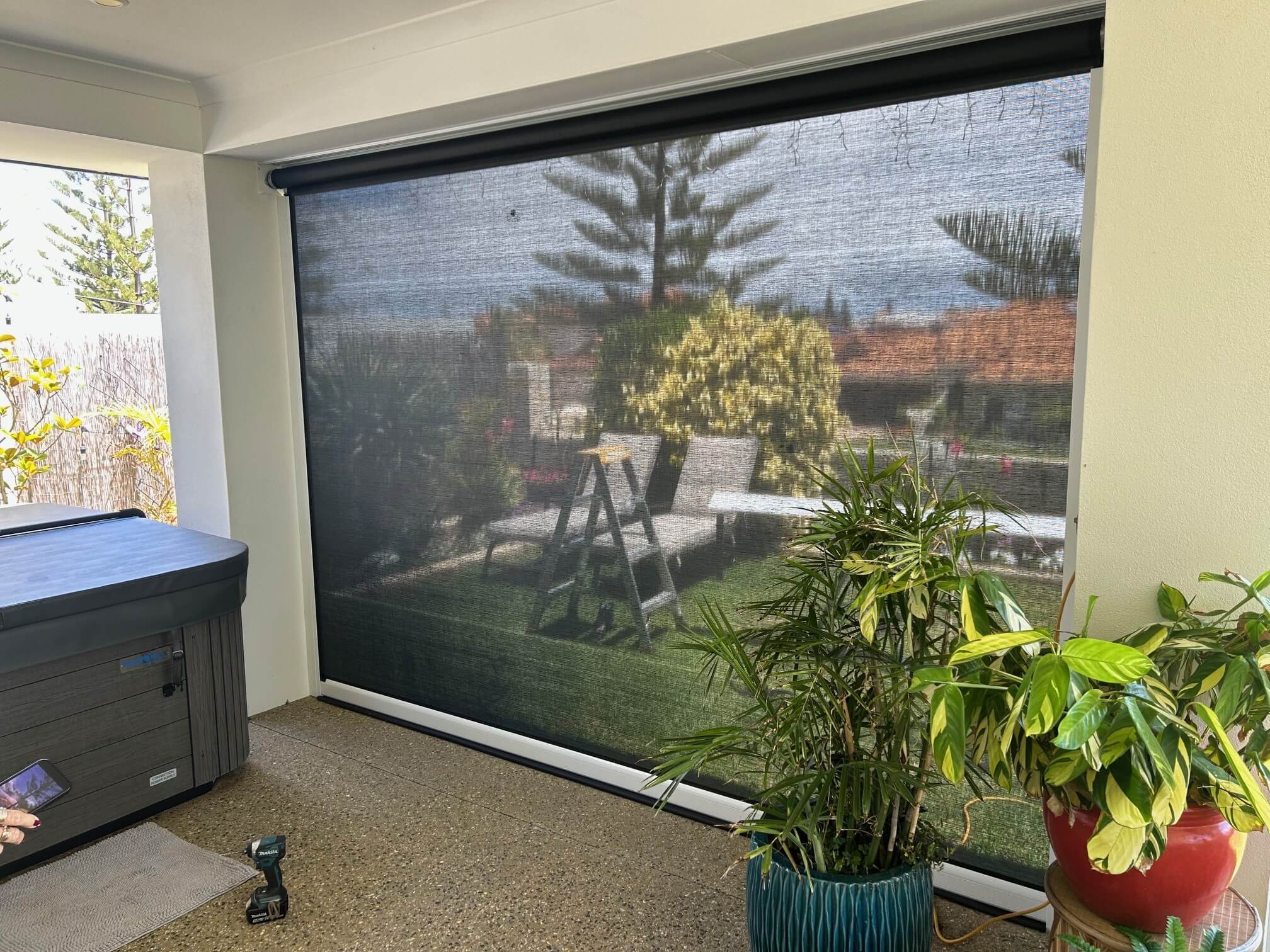 Wannanup | Privacy and Protection with eZIP® Outdoor Blinds